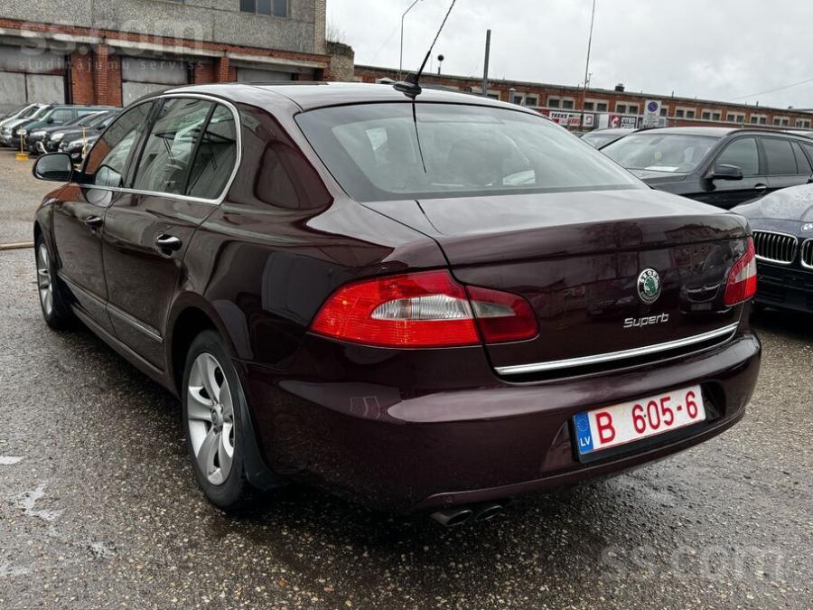 Sarkans Skoda SuperB 2008 Daugavpils, ar dzinēja tilpumu 2.00 L un nobraukumu 0 tūkst. km par 3450 €, foto 5 vietnē AUTOMOTO.COM.LV