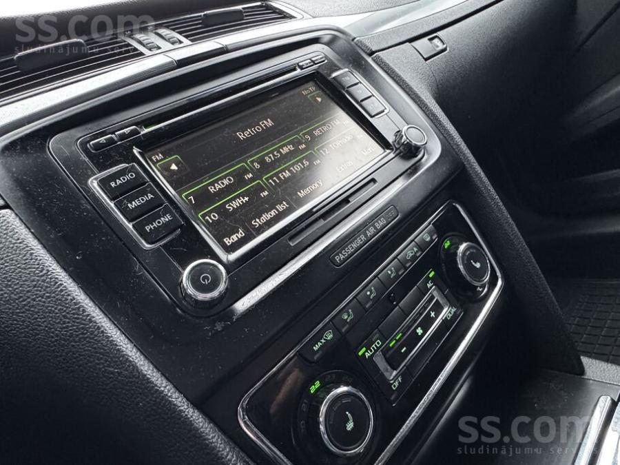 Sarkans Skoda SuperB 2008 Daugavpils, ar dzinēja tilpumu 2.00 L un nobraukumu 0 tūkst. km par 3450 €, foto 21 vietnē AUTOMOTO.COM.LV