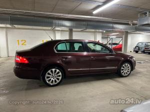 Red Skoda SuperB 2009 in Tallinn, with an engine capacity of 2.00 L and mileage of 265 thousand km for 3500 €, photo 4 on AUTOMOTO.COM.LV