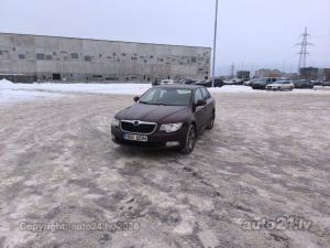 Sarkans Skoda SuperB 2011 Tallina, ar dzinēja tilpumu 1.80 L un nobraukumu 123 tūkst. km par 3500 €, foto 2 vietnē AUTOMOTO.COM.LV