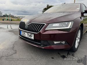 Red Skoda SuperB 2016 in Tallinn, with an engine capacity of 1.40 L and mileage of 146 thousand km for 12500 €, photo 8 on AUTOMOTO.COM.LV