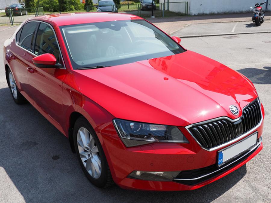 Sarkans Skoda SuperB 2018 Tallina, ar dzinēja tilpumu 2.00 L un nobraukumu 61 tūkst. km par 30000 €, foto 1 vietnē AUTOMOTO.COM.LV