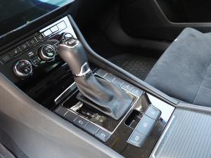Sarkans Skoda SuperB 2018 Tallina, ar dzinēja tilpumu 2.00 L un nobraukumu 61 tūkst. km par 30000 €, foto 15 vietnē AUTOMOTO.COM.LV