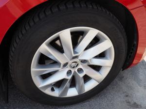 Sarkans Skoda SuperB 2018 Tallina, ar dzinēja tilpumu 2.00 L un nobraukumu 61 tūkst. km par 30000 €, foto 23 vietnē AUTOMOTO.COM.LV