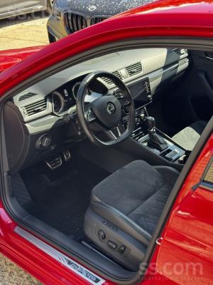Red Skoda SuperB 2018 in Riga, with an engine capacity of 2.00 L and mileage of 115 thousand km for 21000 €, photo 5 on AUTOMOTO.COM.LV