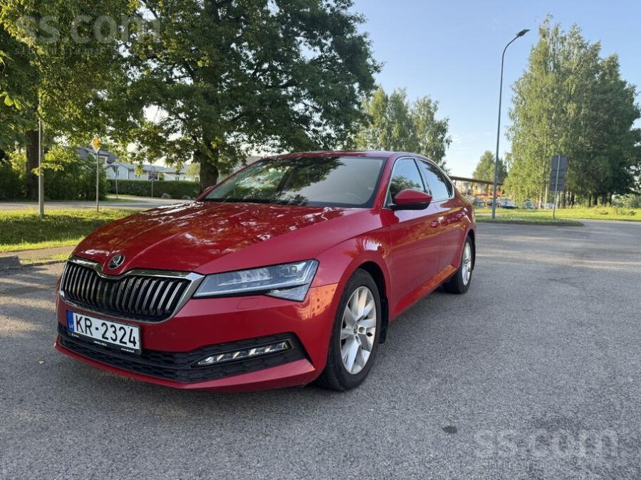 Red Skoda SuperB 2020 in Ogre, with an engine capacity of 2.00 L and mileage of 186 thousand km for 18985 €, photo 3 on AUTOMOTO.COM.LV