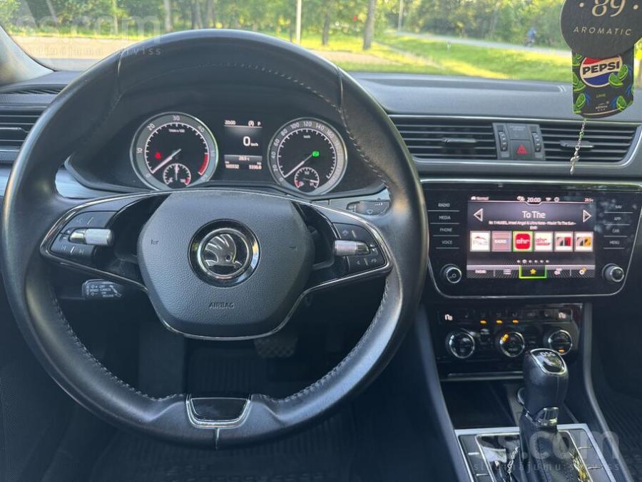 Red Skoda SuperB 2020 in Ogre, with an engine capacity of 2.00 L and mileage of 186 thousand km for 18985 €, photo 6 on AUTOMOTO.COM.LV