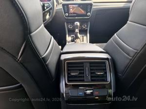Red Skoda SuperB 2021 in Tallinn, with an engine capacity of 2.00 L and mileage of 134 thousand km for 21500 €, photo 15 on AUTOMOTO.COM.LV