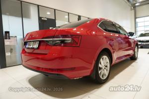 Sarkans Skoda SuperB 2022 Tallina, ar dzinēja tilpumu 2.00 L un nobraukumu 69 tūkst. km par 25500 €, foto 4 vietnē AUTOMOTO.COM.LV