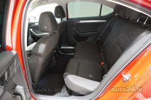 Sarkans Skoda SuperB 2022 Tallina, ar dzinēja tilpumu 2.00 L un nobraukumu 69 tūkst. km par 25500 €, foto 11 vietnē AUTOMOTO.COM.LV