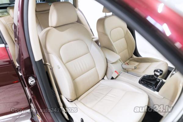 Red Skoda SuperB 2010 in Tallinn, with an engine capacity of 2.00 L and mileage of 307 thousand km for 6499 €, photo 11 on AUTOMOTO.COM.LV
