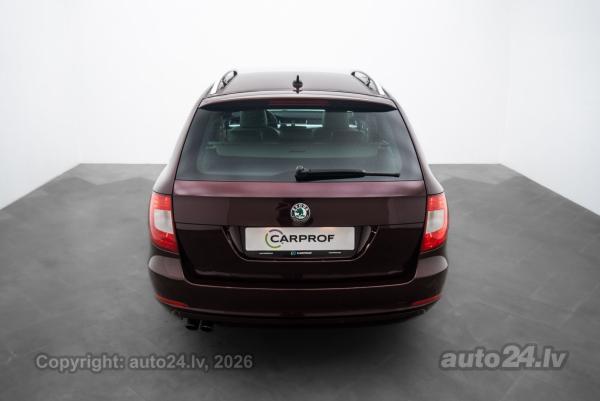 Sarkans Skoda SuperB 2010 Tallina, ar dzinēja tilpumu 2.00 L un nobraukumu 307 tūkst. km par 6999 €, foto 5 vietnē AUTOMOTO.COM.LV
