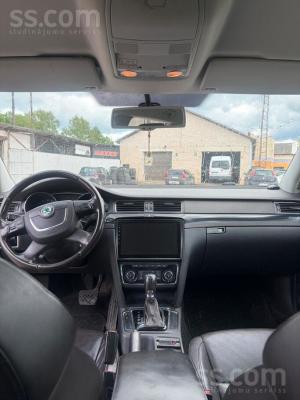Sarkans Skoda SuperB 2013 Preiļi, ar dzinēja tilpumu 2.00 L un nobraukumu 326 tūkst. km par 5300 €, foto 5 vietnē AUTOMOTO.COM.LV