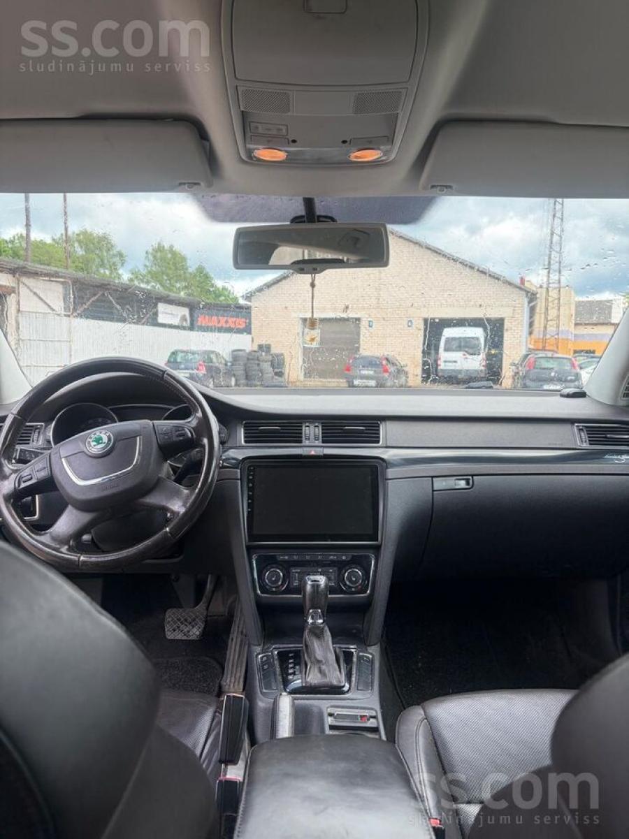Sarkans Skoda SuperB 2013 Preiļi, ar dzinēja tilpumu 2.00 L un nobraukumu 326 tūkst. km par 5300 €, foto 5 vietnē AUTOMOTO.COM.LV