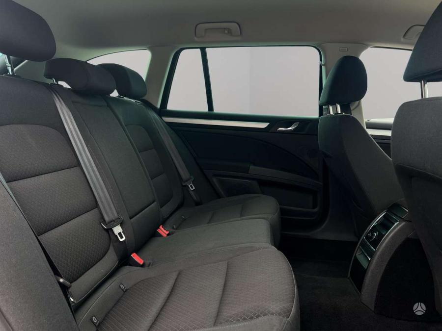 Sarkans Skoda SuperB 2014 Kauņa, ar dzinēja tilpumu 1.60 L un nobraukumu 284 tūkst. km par 7799 €, foto 10 vietnē AUTOMOTO.COM.LV
