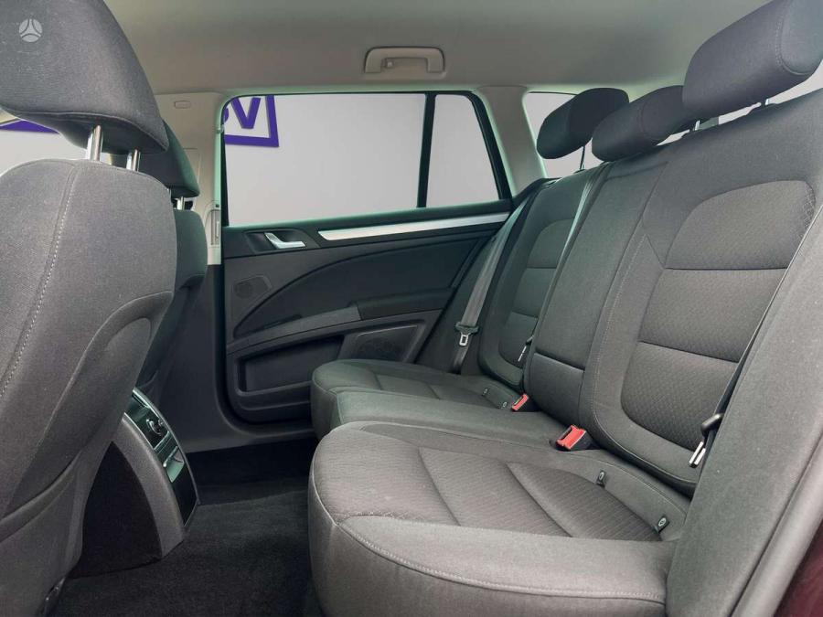 Sarkans Skoda SuperB 2014 Kauņa, ar dzinēja tilpumu 1.60 L un nobraukumu 284 tūkst. km par 7799 €, foto 12 vietnē AUTOMOTO.COM.LV