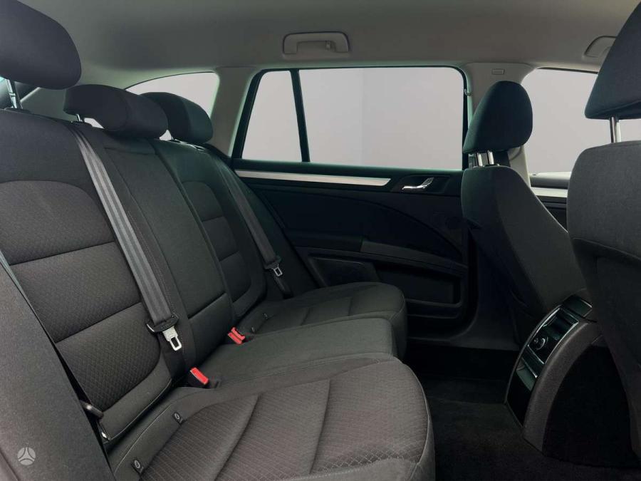 Sarkans Skoda SuperB 2014 Kauņa, ar dzinēja tilpumu 1.60 L un nobraukumu 284 tūkst. km par 7799 €, foto 10 vietnē AUTOMOTO.COM.LV