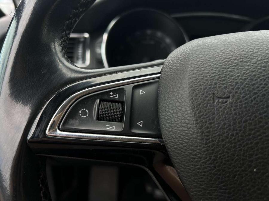 Sarkans Skoda SuperB 2014 Kauņa, ar dzinēja tilpumu 1.60 L un nobraukumu 284 tūkst. km par 7799 €, foto 20 vietnē AUTOMOTO.COM.LV
