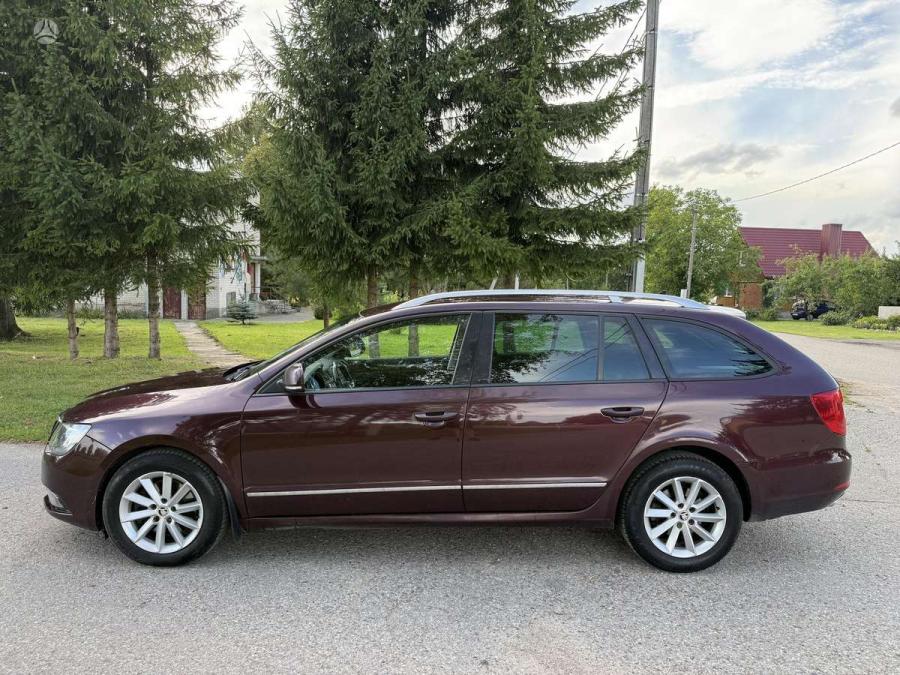 Sarkans Skoda SuperB 2014 Raseiniai, ar dzinēja tilpumu 1.97 L un nobraukumu 285 tūkst. km par 3450 €, foto 4 vietnē AUTOMOTO.COM.LV