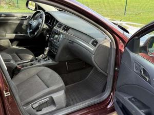 Sarkans Skoda SuperB 2014 Raseiniai, ar dzinēja tilpumu 1.97 L un nobraukumu 285 tūkst. km par 3450 €, foto 14 vietnē AUTOMOTO.COM.LV