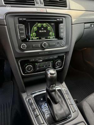 Sarkans Skoda SuperB 2014 Raseiniai, ar dzinēja tilpumu 1.97 L un nobraukumu 285 tūkst. km par 3450 €, foto 20 vietnē AUTOMOTO.COM.LV