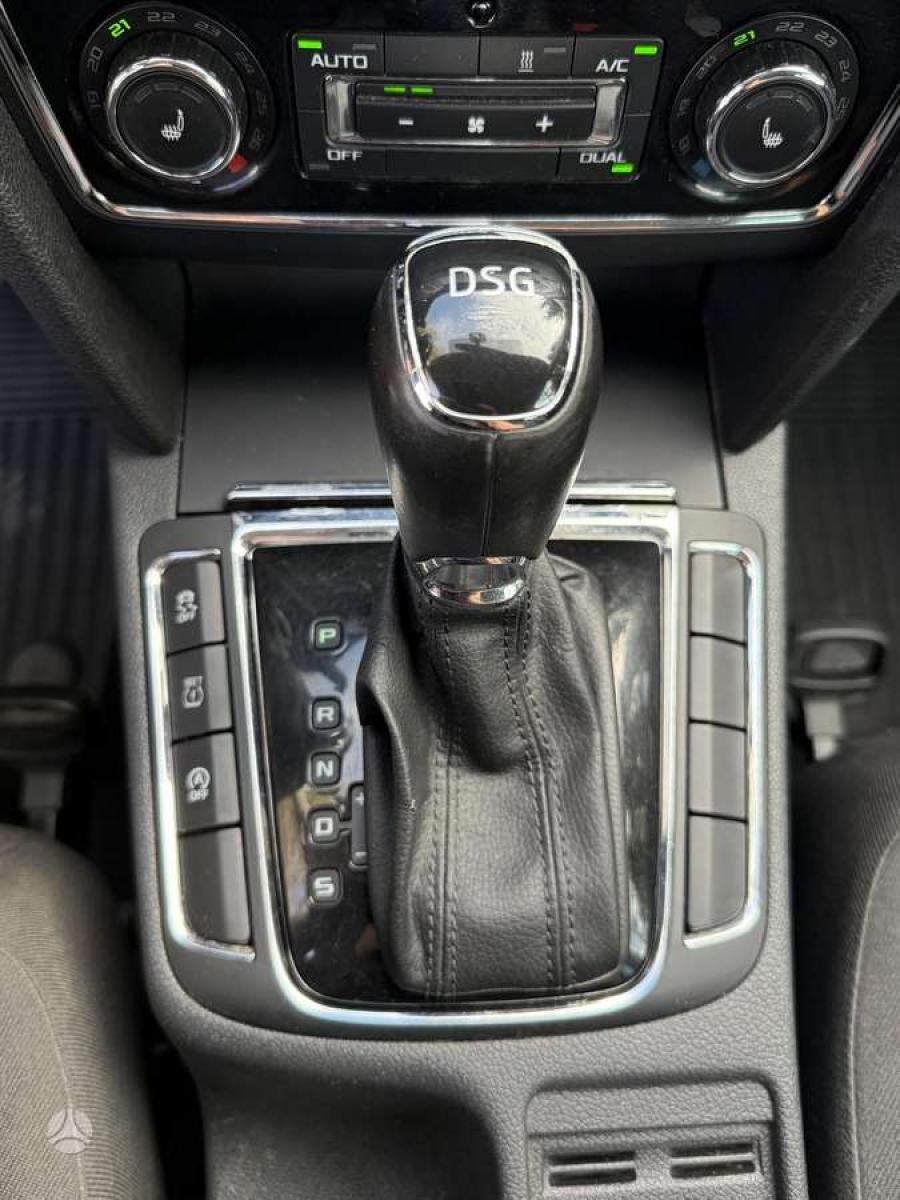Sarkans Skoda SuperB 2014 Raseiniai, ar dzinēja tilpumu 1.97 L un nobraukumu 285 tūkst. km par 3450 €, foto 23 vietnē AUTOMOTO.COM.LV