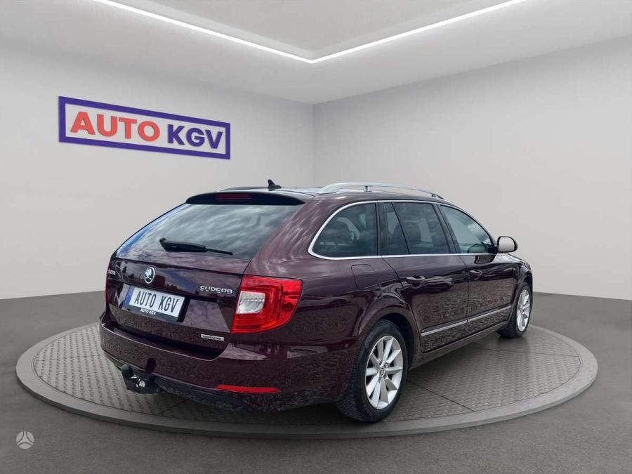 Sarkans Skoda SuperB 2014 Kauņa, ar dzinēja tilpumu 1.60 L un nobraukumu 284 tūkst. km par 7799 €, foto 6 vietnē AUTOMOTO.COM.LV
