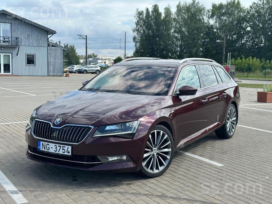 Red Skoda SuperB 2016 in Riga, with an engine capacity of 2.00 L and mileage of 168 thousand km for 17950 €, photo 1 on AUTOMOTO.COM.LV