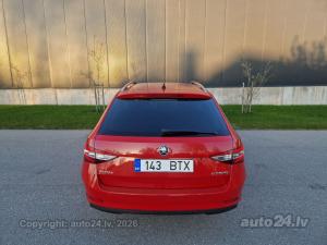 Red Skoda SuperB 2017 in Tallinn, with an engine capacity of 1.80 L and mileage of 167 thousand km for 14900 €, photo 9 on AUTOMOTO.COM.LV