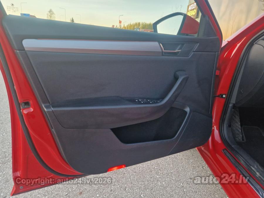 Red Skoda SuperB 2017 in Tallinn, with an engine capacity of 1.80 L and mileage of 167 thousand km for 14900 €, photo 13 on AUTOMOTO.COM.LV