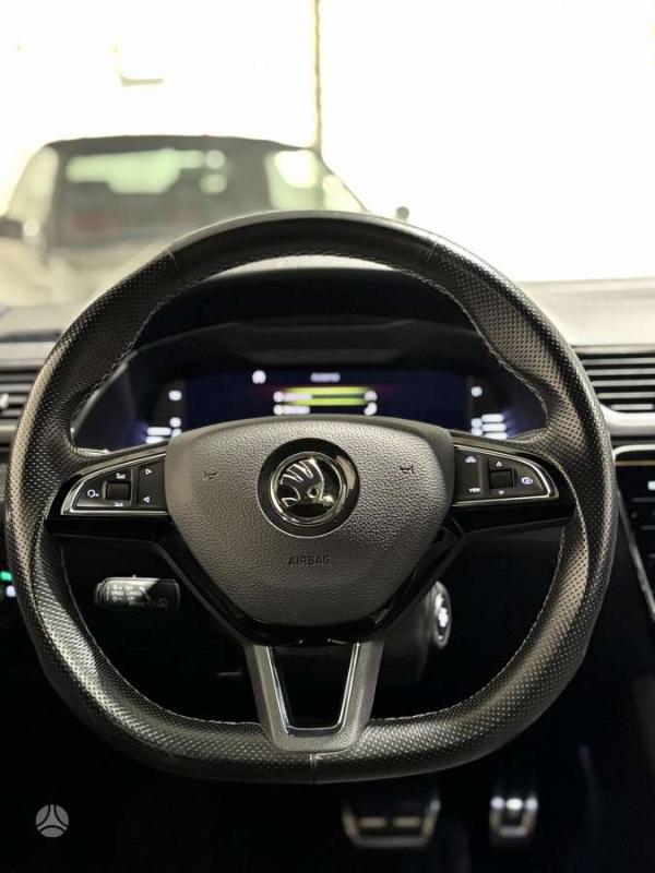 Sarkans Skoda SuperB 2018 Klaipėda, ar dzinēja tilpumu 1.97 L un nobraukumu 246 tūkst. km par 15999 €, foto 7 vietnē AUTOMOTO.COM.LV