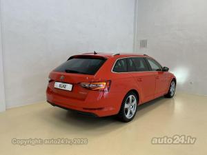 Red Skoda SuperB 2019 in Rakvere, with an engine capacity of 1.97 L and mileage of 183 thousand km for 15490 €, photo 2 on AUTOMOTO.COM.LV