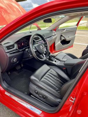 Red Skoda SuperB 2019 in Marijampole, with an engine capacity of 2.00 L and mileage of 175 thousand km for 17800 €, photo 12 on AUTOMOTO.COM.LV