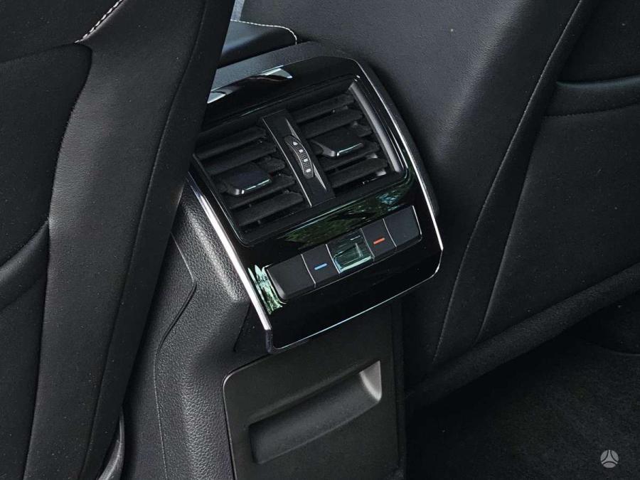 Sarkans Skoda SuperB 2020 Utena, ar dzinēja tilpumu 1.97 L un nobraukumu 193 tūkst. km par 16950 €, foto 42 vietnē AUTOMOTO.COM.LV