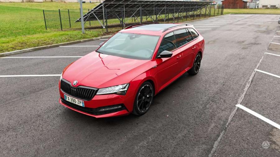 Red Skoda SuperB 2021 in Pasvalys, with an engine capacity of 1.97 L and mileage of 354 thousand km for 18700 €, photo 2 on AUTOMOTO.COM.LV
