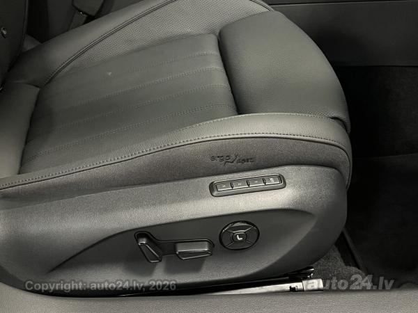 Sarkans Skoda SuperB 2025 Tallina, ar dzinēja tilpumu 2.00 L un nobraukumu 13 tūkst. km par 43900 €, foto 5 vietnē AUTOMOTO.COM.LV