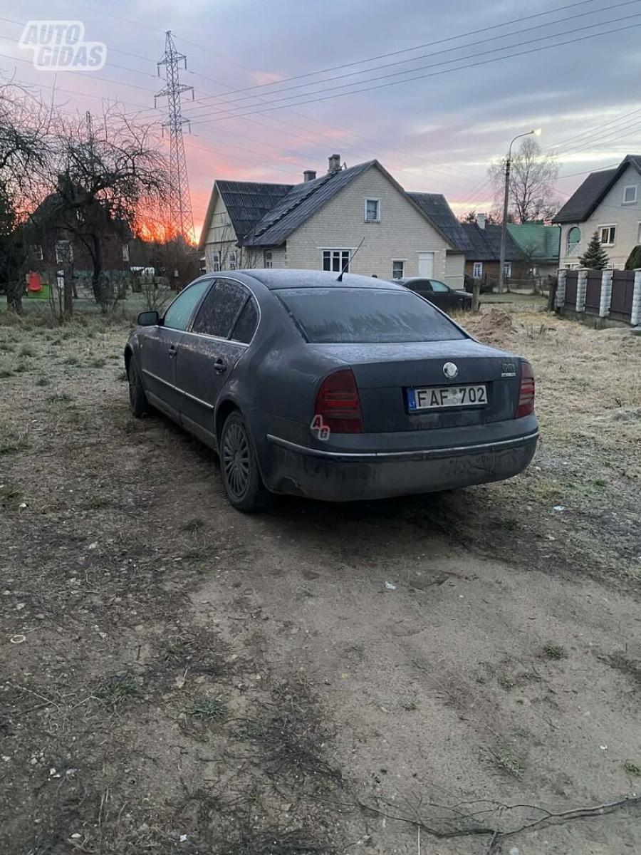 Skoda SuperB 2002 Kauņa, ar dzinēja tilpumu 1.90 L un nobraukumu 300 tūkst. km par 700 €, foto 3 vietnē AUTOMOTO.COM.LV