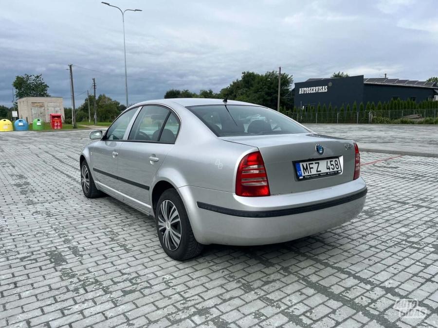 Skoda SuperB 2002 Klaipėda, ar dzinēja tilpumu 2.00 L un nobraukumu 235 tūkst. km par 790 €, foto 4 vietnē AUTOMOTO.COM.LV