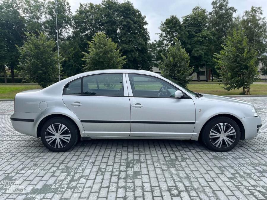 Skoda SuperB 2002 Klaipėda, ar dzinēja tilpumu 2.00 L un nobraukumu 235 tūkst. km par 790 €, foto 6 vietnē AUTOMOTO.COM.LV