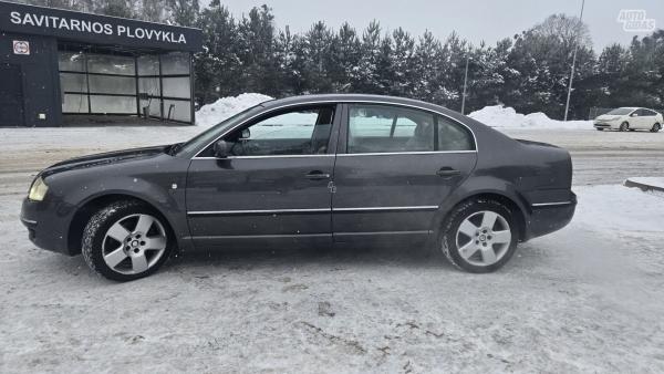 Skoda SuperB 2003 in Prienai, with an engine capacity of 2.50 L and mileage of 241 thousand km for 1450 €, photo 4 on AUTOMOTO.COM.LV