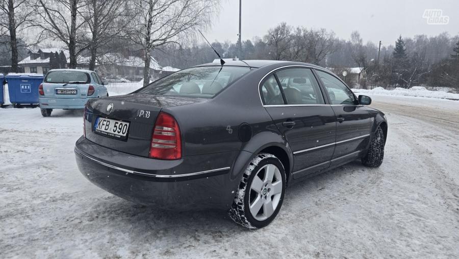 Skoda SuperB 2003 Prienai, ar dzinēja tilpumu 2.50 L un nobraukumu 241 tūkst. km par 1450 €, foto 6 vietnē AUTOMOTO.COM.LV