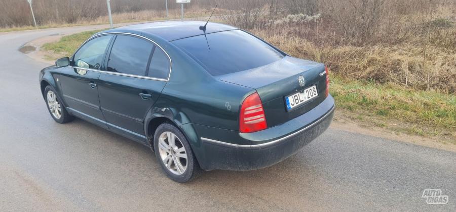 Skoda SuperB 2004 in Klaipeda, with an engine capacity of 2.50 L and mileage of 331 thousand km for 850 €, photo 2 on AUTOMOTO.COM.LV