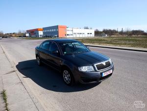 Skoda SuperB 2004 in Panevezys, with an engine capacity of 2.50 L and mileage of 390 thousand km for 750 €, photo 4 on AUTOMOTO.COM.LV