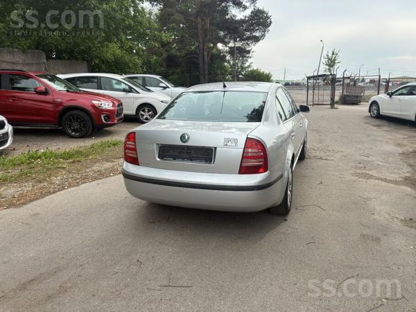 Skoda SuperB 2004 in Riga, with an engine capacity of 1.80 L and mileage of 0 thousand km for 2990 €, photo 4 on AUTOMOTO.COM.LV