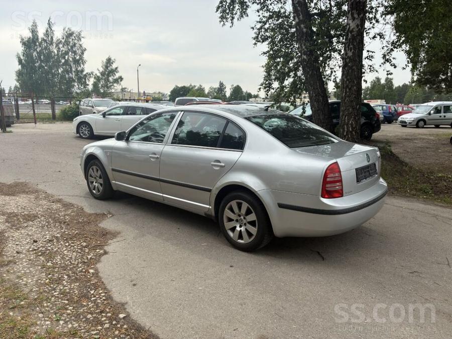 Skoda SuperB 2004 Rīga, ar dzinēja tilpumu 1.80 L un nobraukumu 0 tūkst. km par 2990 €, foto 8 vietnē AUTOMOTO.COM.LV