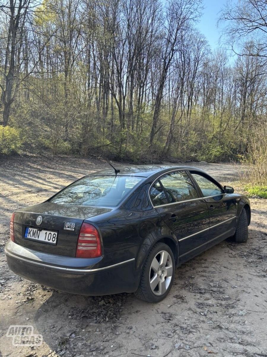 Skoda SuperB 2006 Viļņa, ar dzinēja tilpumu 2.50 L un nobraukumu 380 tūkst. km par 1000 €, foto 15 vietnē AUTOMOTO.COM.LV
