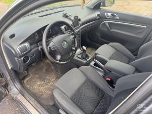 Skoda SuperB 2007 Viļņa, ar dzinēja tilpumu 2.00 L un nobraukumu 247 tūkst. km par 1150 €, foto 12 vietnē AUTOMOTO.COM.LV