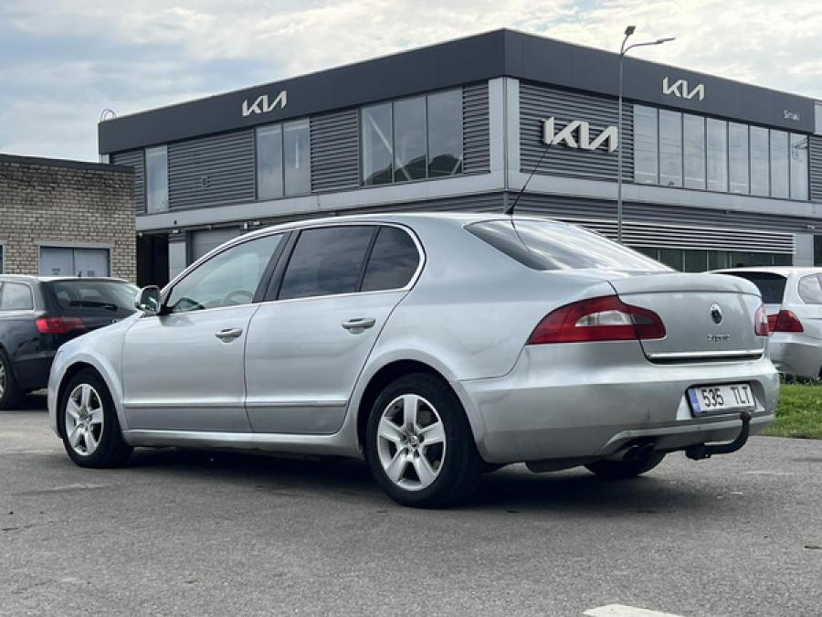 Skoda SuperB 2008 Narva, ar dzinēja tilpumu 2.00 L un nobraukumu 486 tūkst. km par 999 €, foto 7 vietnē AUTOMOTO.COM.LV