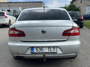 Skoda SuperB 2008 Narva, ar dzinēja tilpumu 2.00 L un nobraukumu 486 tūkst. km par 999 €, foto 20 vietnē AUTOMOTO.COM.LV