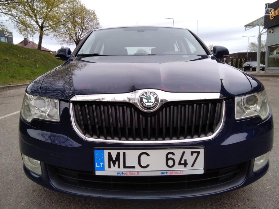 Skoda SuperB 2009 in Jonava, with an engine capacity of 1.40 L and mileage of 335 thousand km for 1900 €, photo 3 on AUTOMOTO.COM.LV